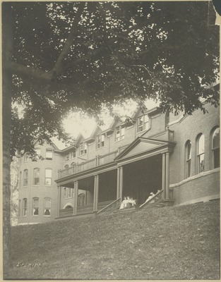 "Old Main, ca. 1907"